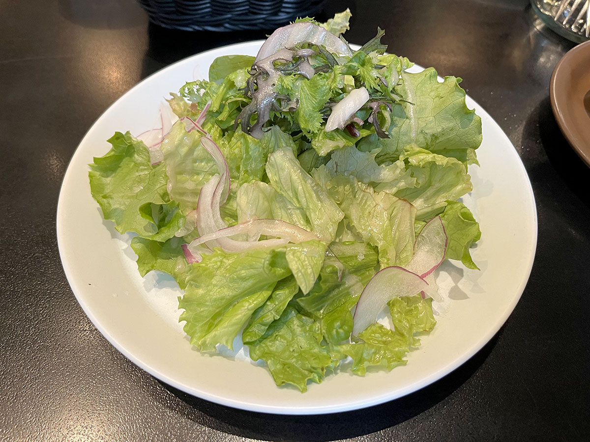 【東京丸の内ランチ】「欧風小皿料理 沢村」とろける豚肩ロース黒ビール煮込み – tsutachi.co